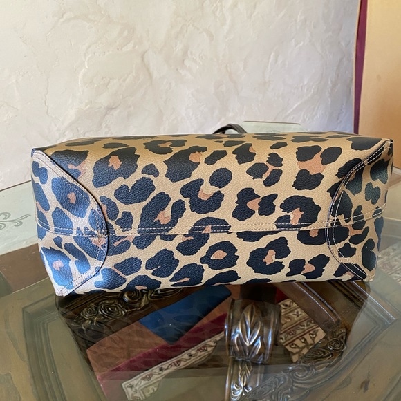 Coach | Bags | Nwt Coach Leopard Reversible Totewristletwallet | Poshmark